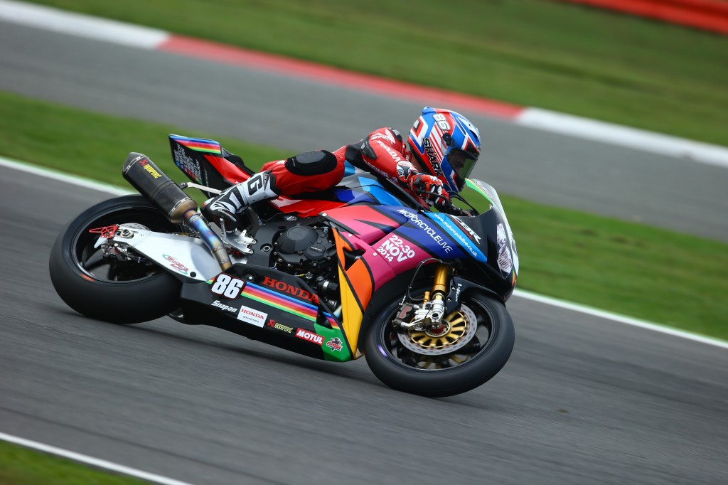 Honda Celebrates Motorcycle Live With Special-Livery Fireblade At ...