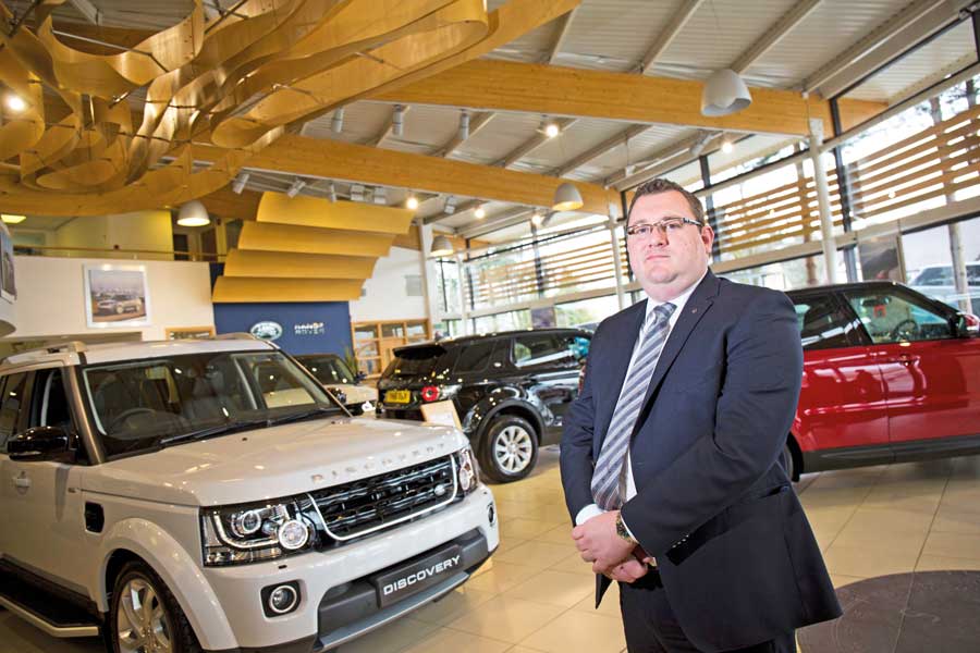 Award-Winning Manager Returns To Farnell Land Rover Guiseley ...