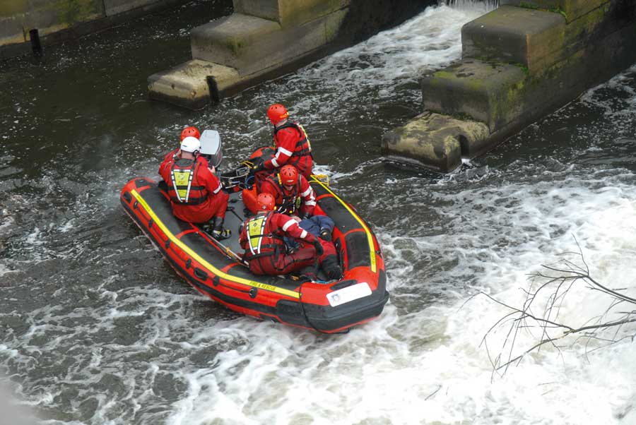WATER RESCUE? CALL FIRE AND RESCUE! - Yorkshire Reporter